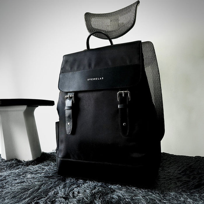 Amber Black Backpack | Svenklas